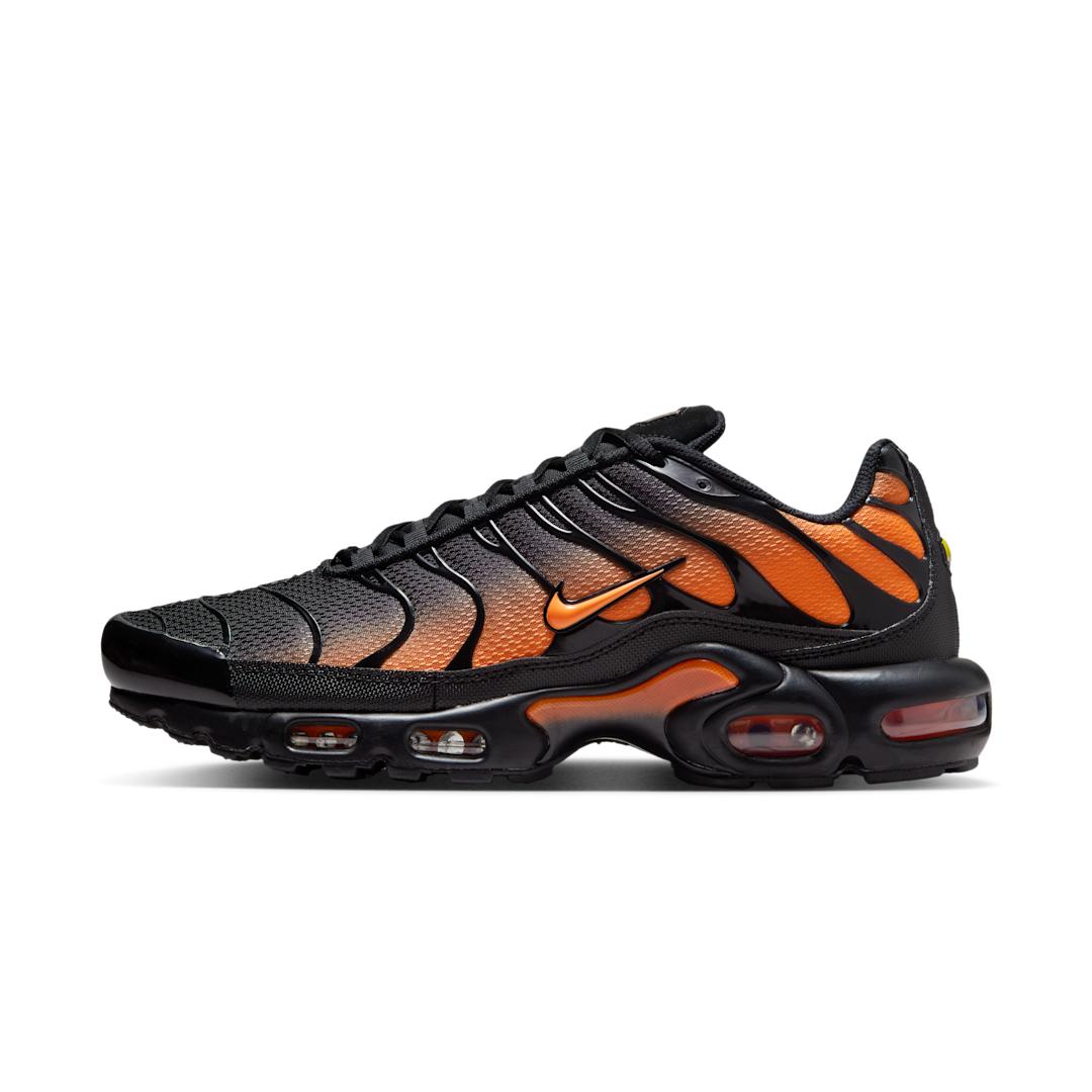 Nike Air Max Plus Black Total Orange (DM0032-025) - Sneak