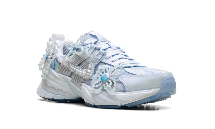 Nike V2K Run Susan Fang Artist Collection (IB7426-400) - Sneak