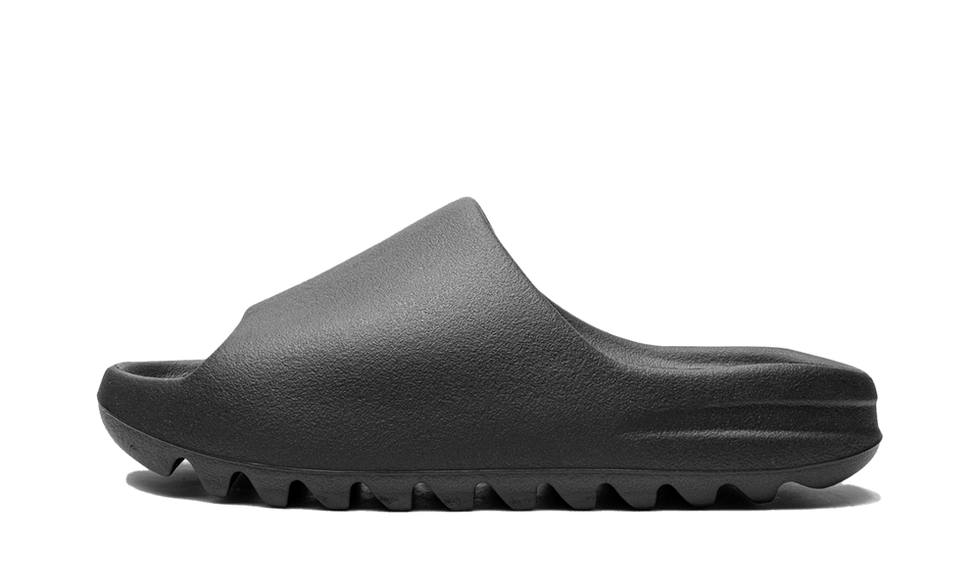 Yeezy - Sneak.fi